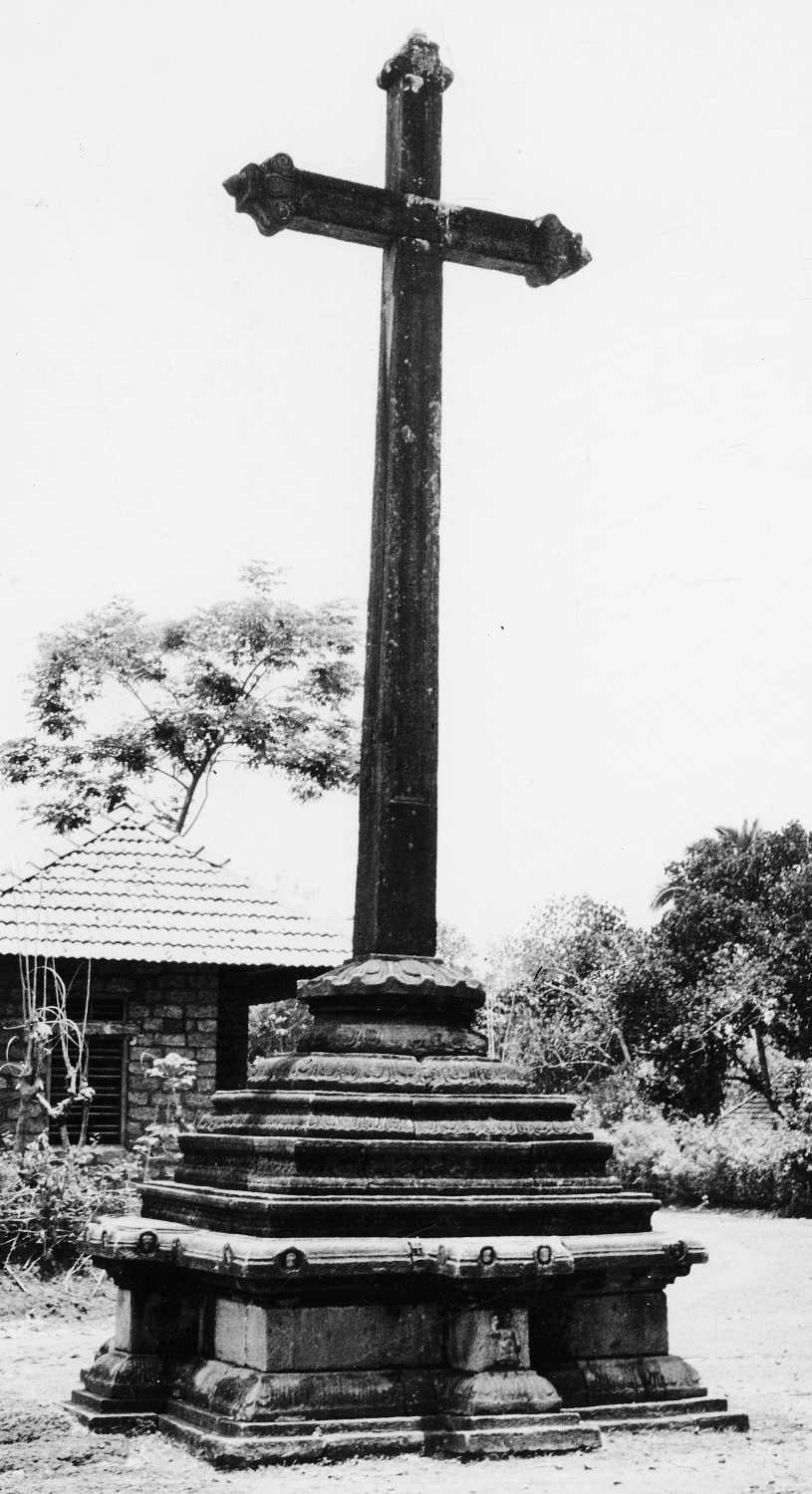 Stone Crosses | Sahapedia