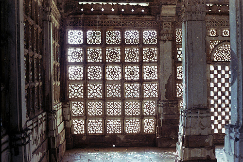 Visual Gallery of the Sarkhej Roza Complex | Sahapedia