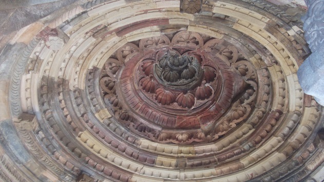 The Qutb Complex and the Arcuate System of Construction in India ...