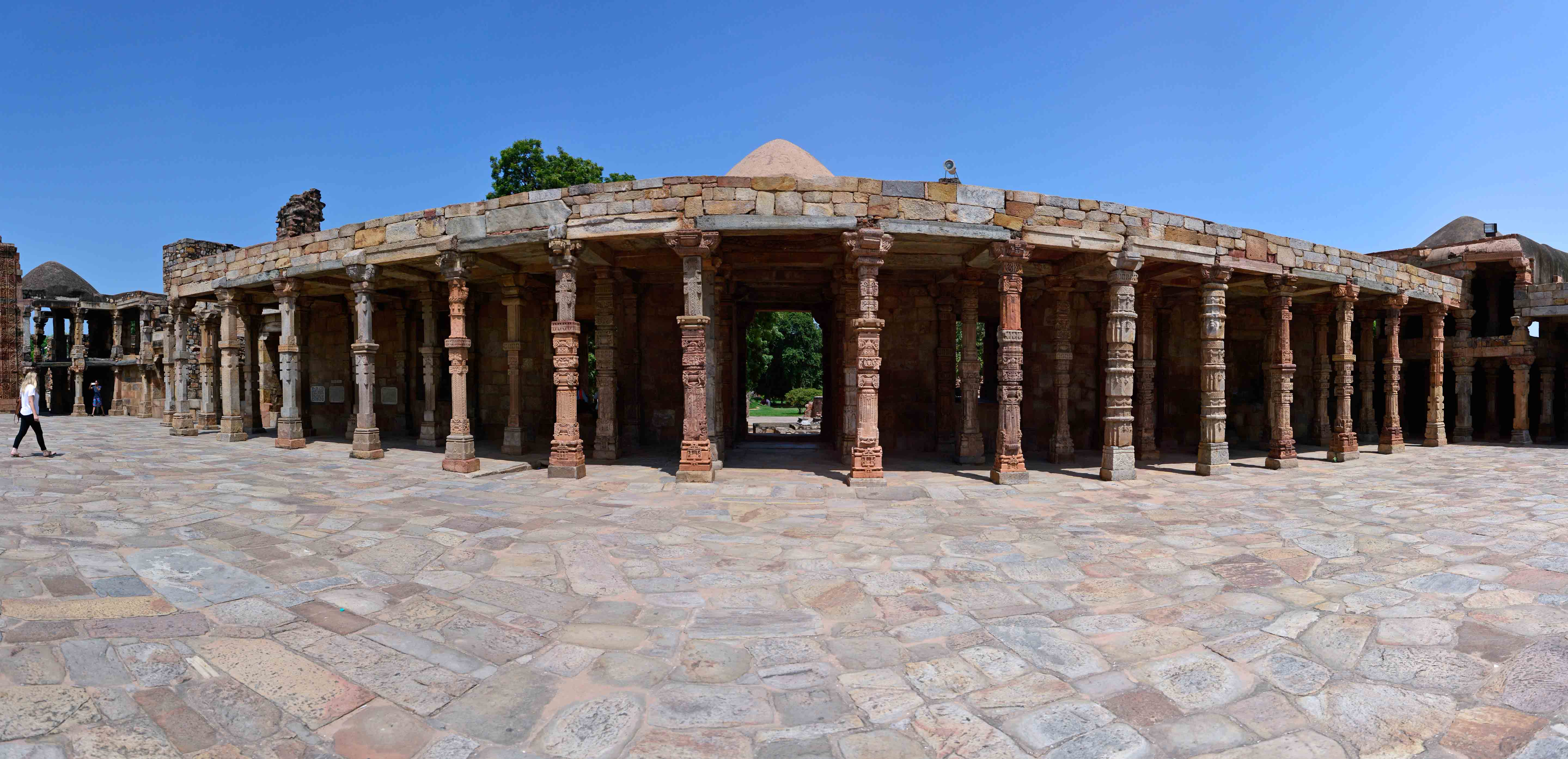 Qutb Complex | Sahapedia