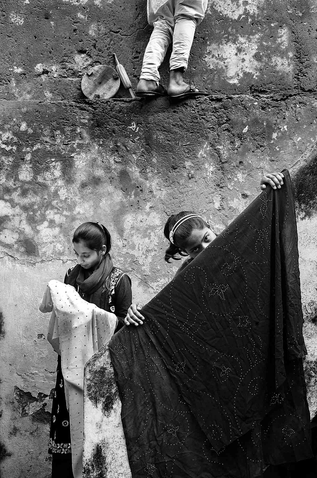 Badla Embroiderers of Lucknow | Sahapedia