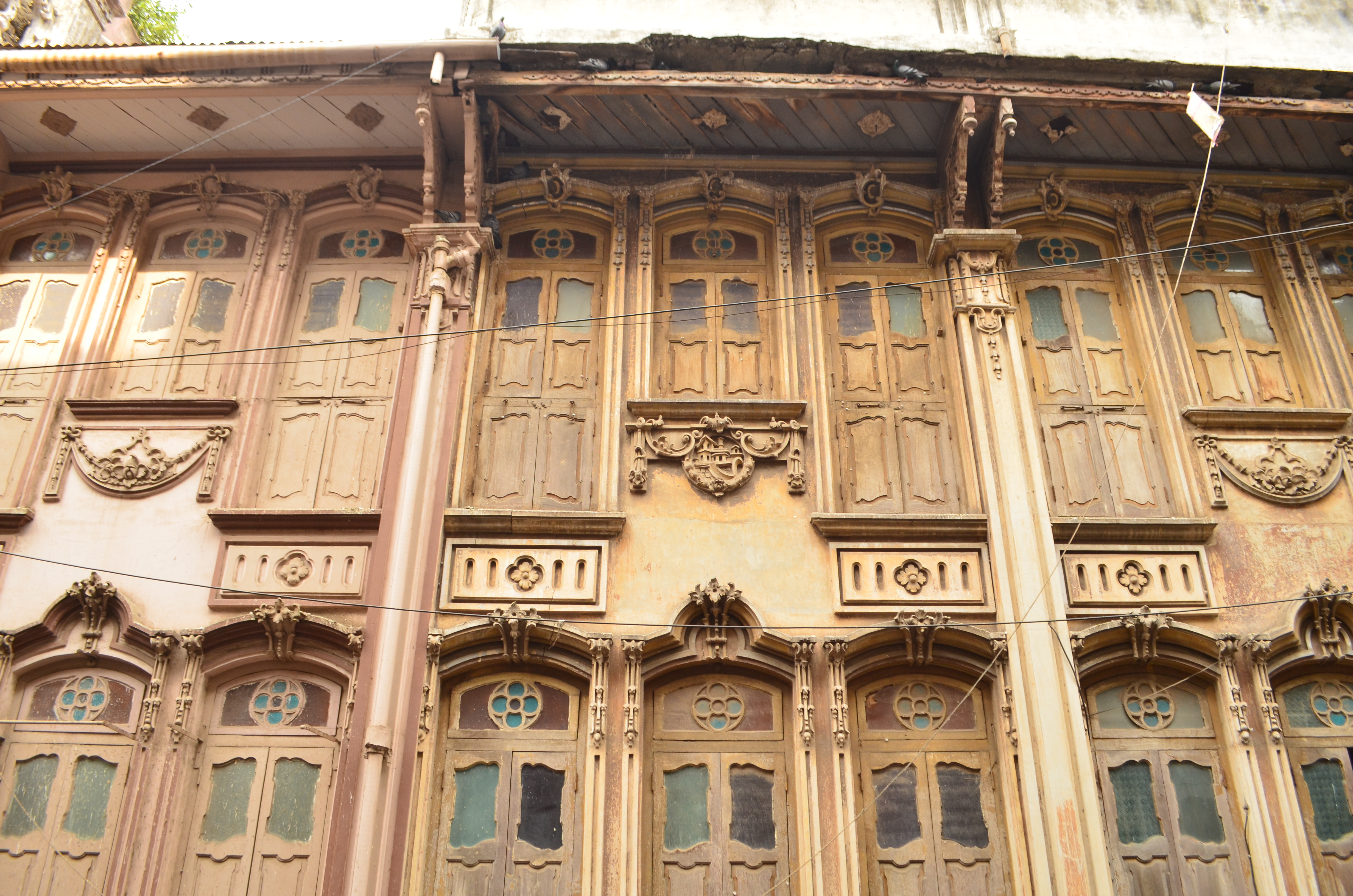 The Architecture of Houses in the Kshetrapal Sheri Locality, Old Surat ...