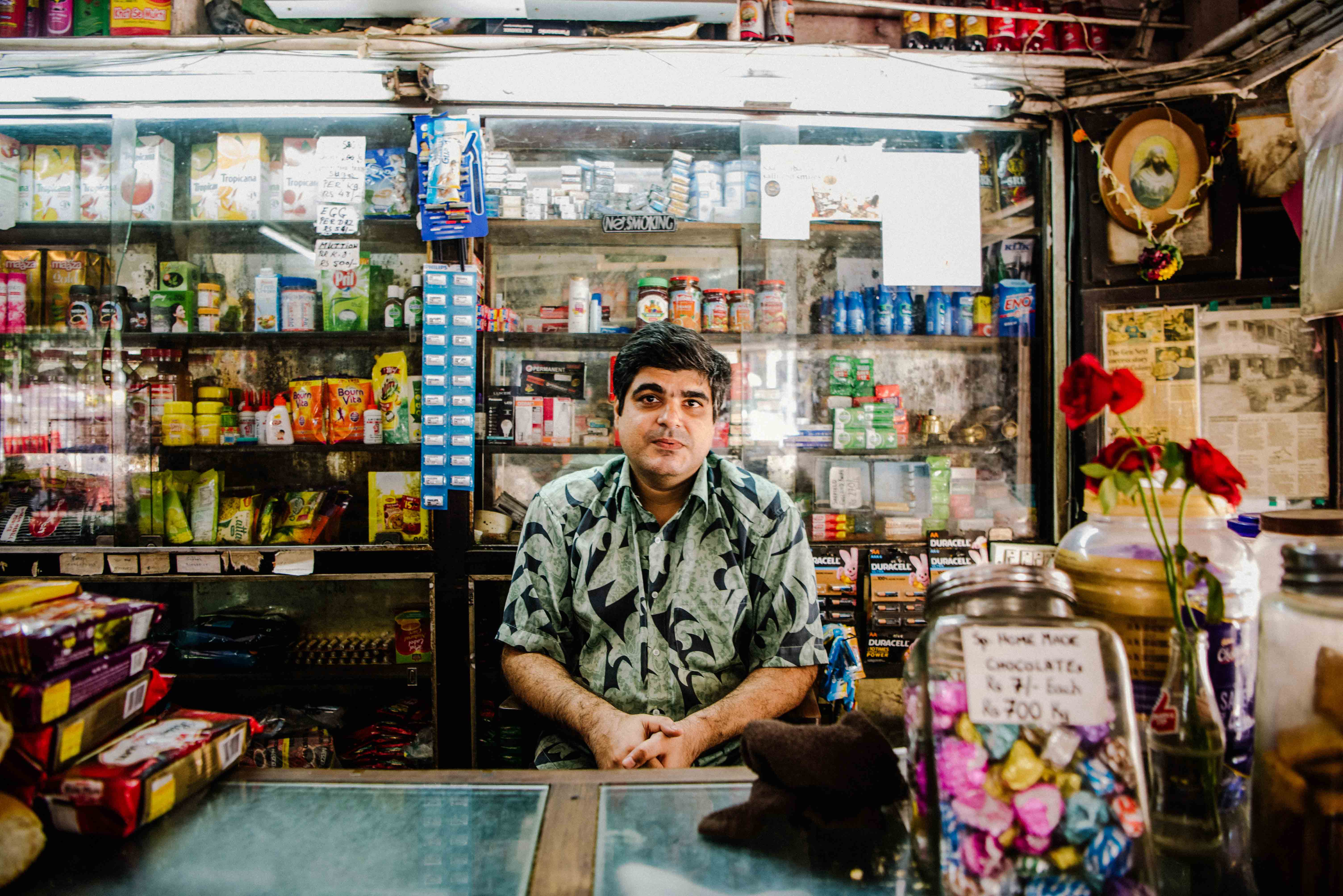 Maska Bun and Migration: Irani Cafes of Bombay | Sahapedia