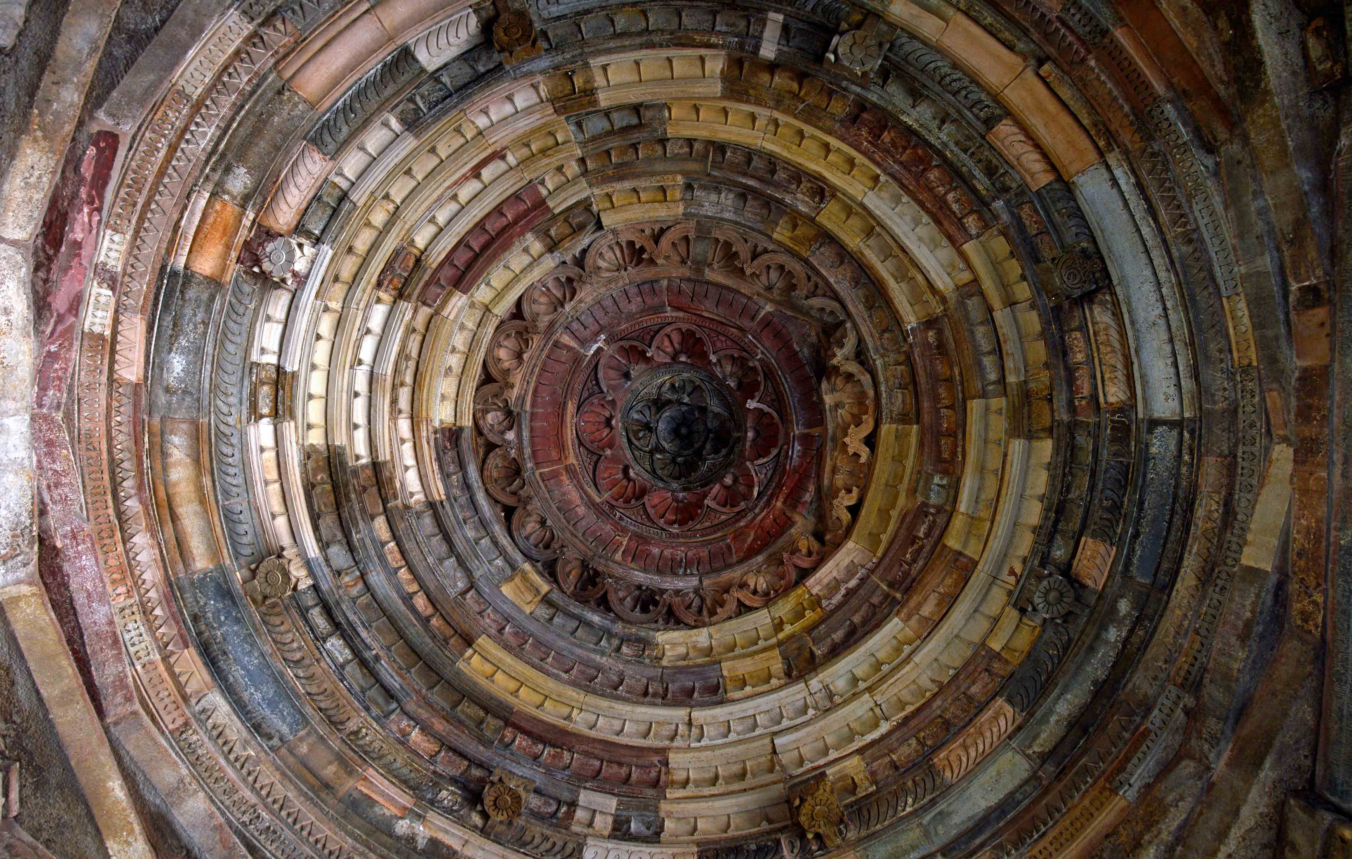 Qutb Complex | Sahapedia