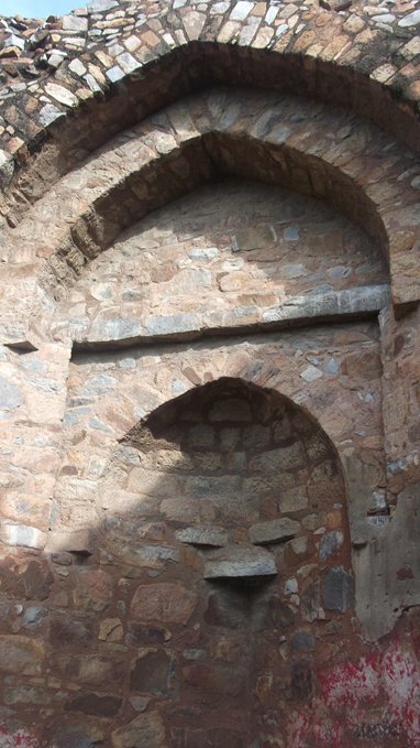 The Qutb Complex and the Arcuate System of Construction in India ...