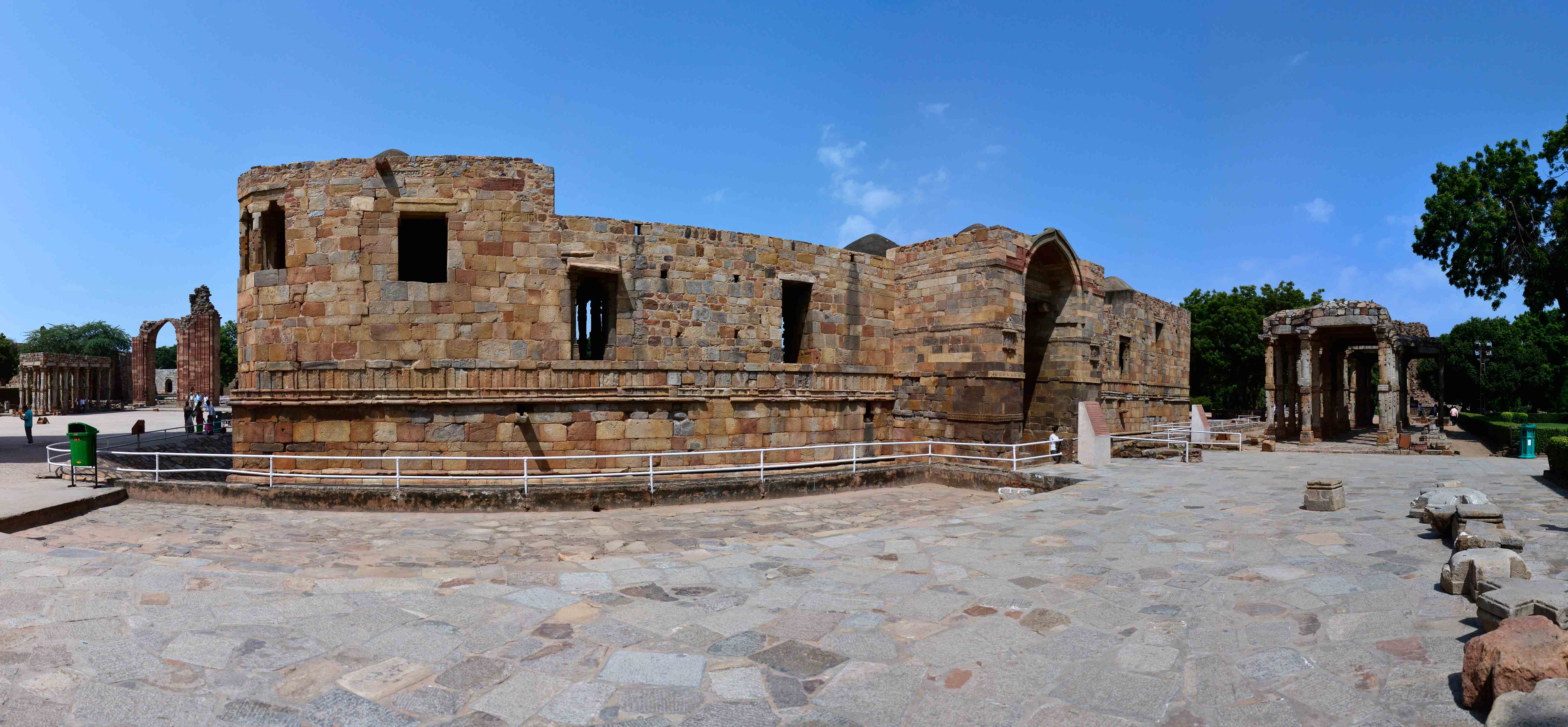 Qutb Complex | Sahapedia