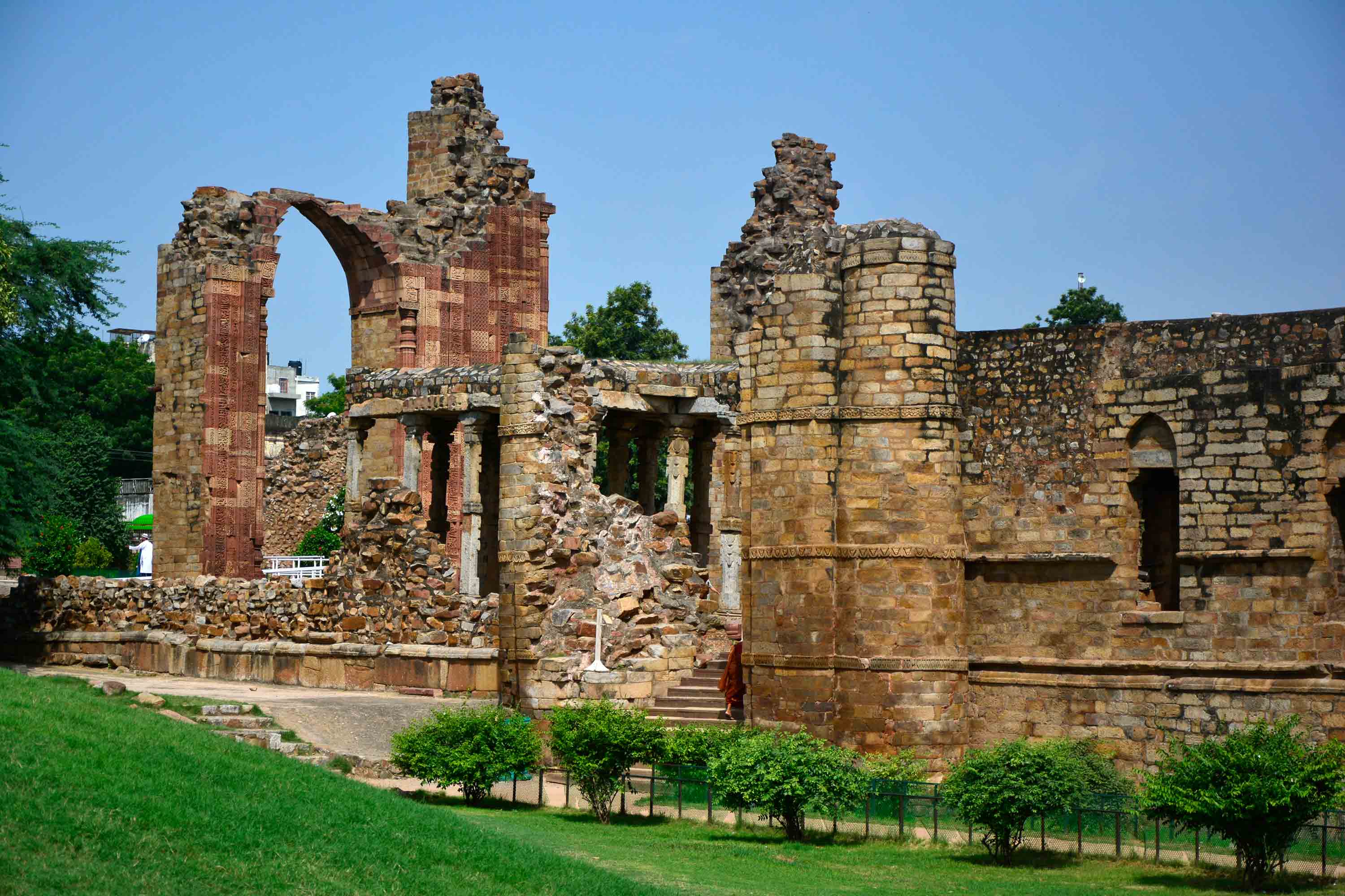 Qutb Complex | Sahapedia