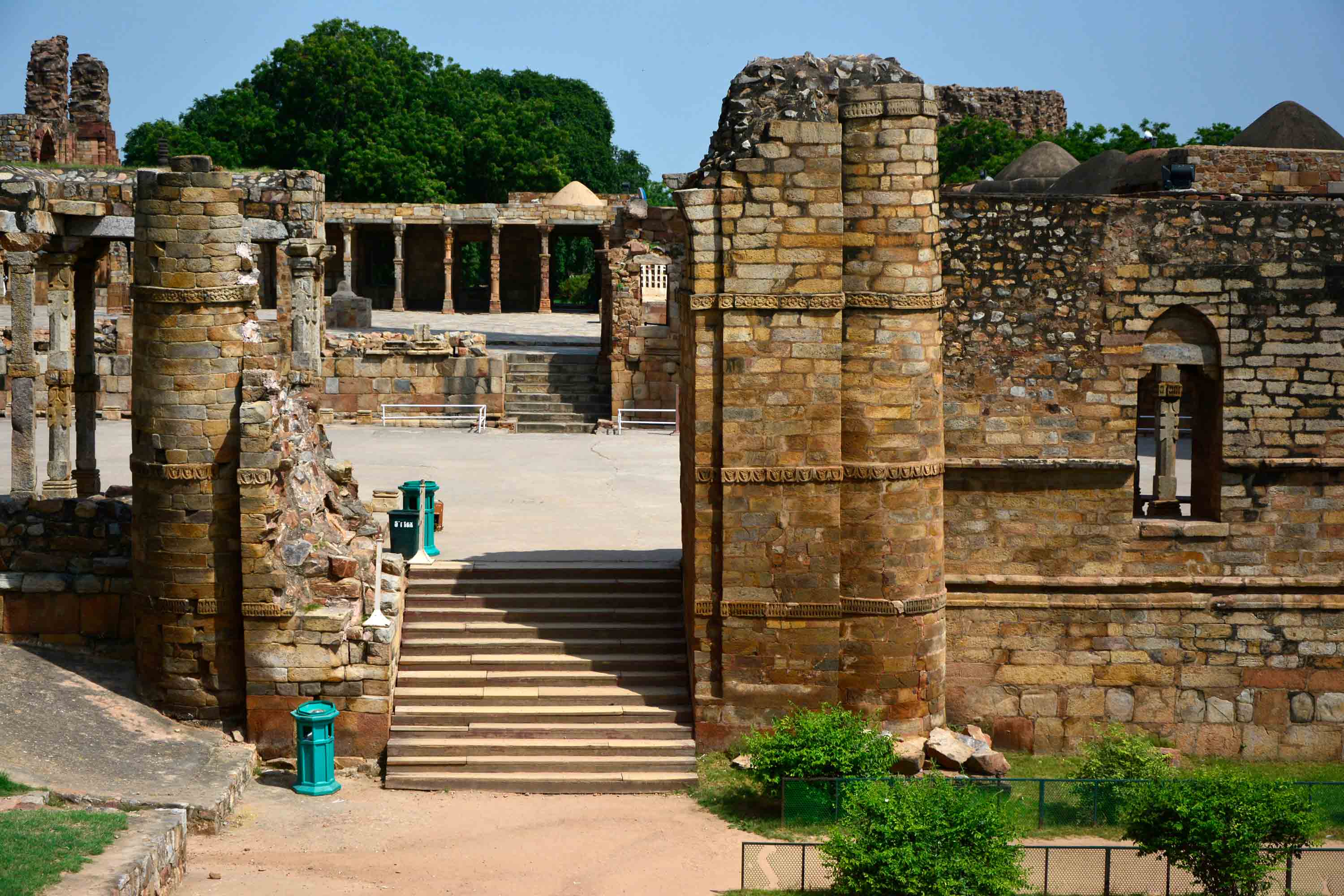 Qutb Complex | Sahapedia