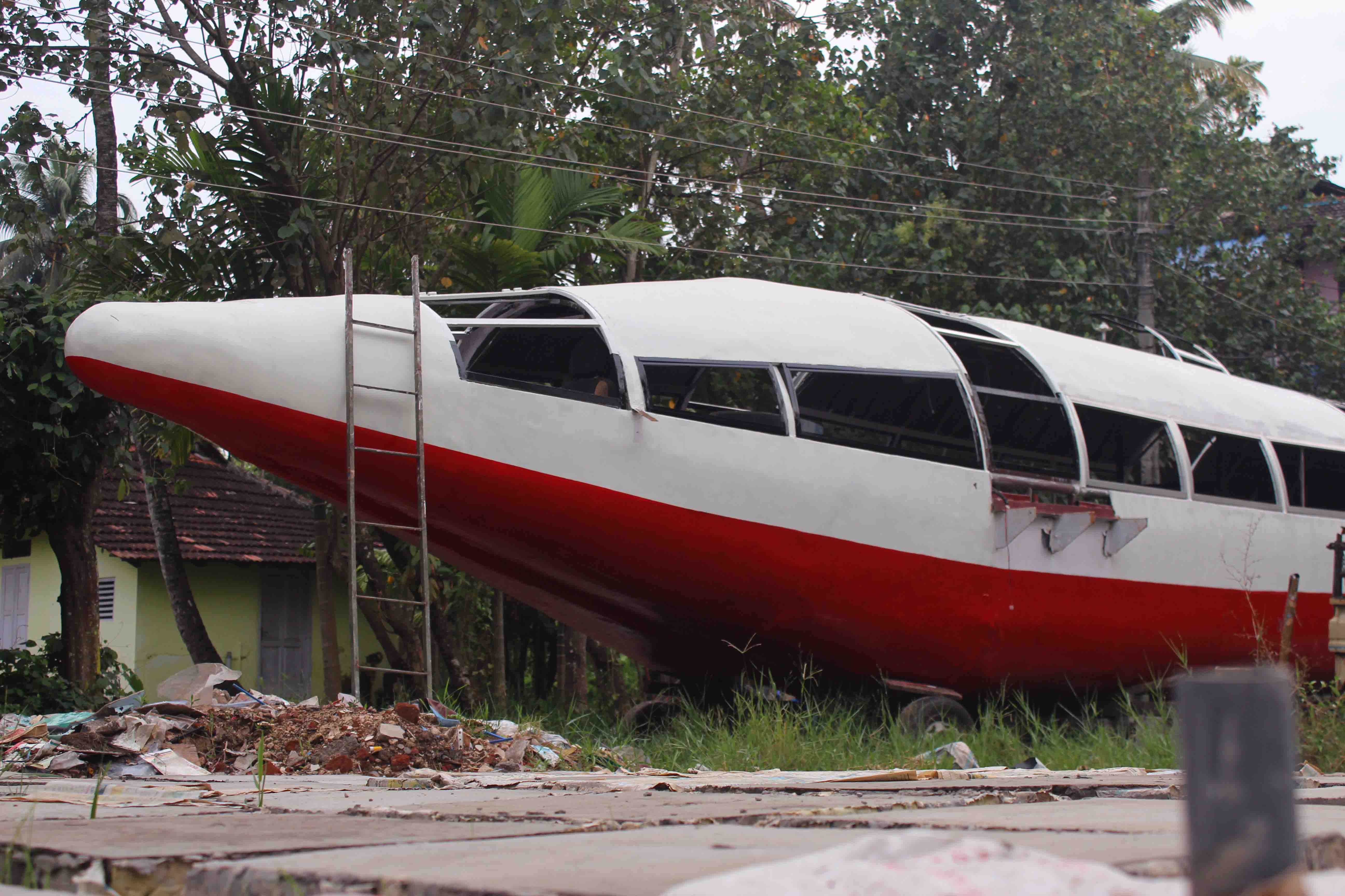 Boatbuilding Yards in Ponjikkara | Sahapedia