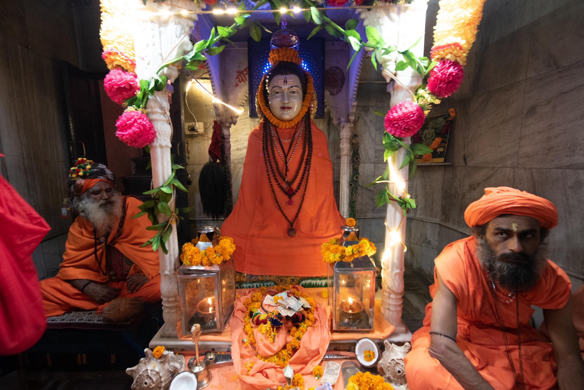 Embodying the Formless: Spiritual Practice in the Nath Sampraday ...