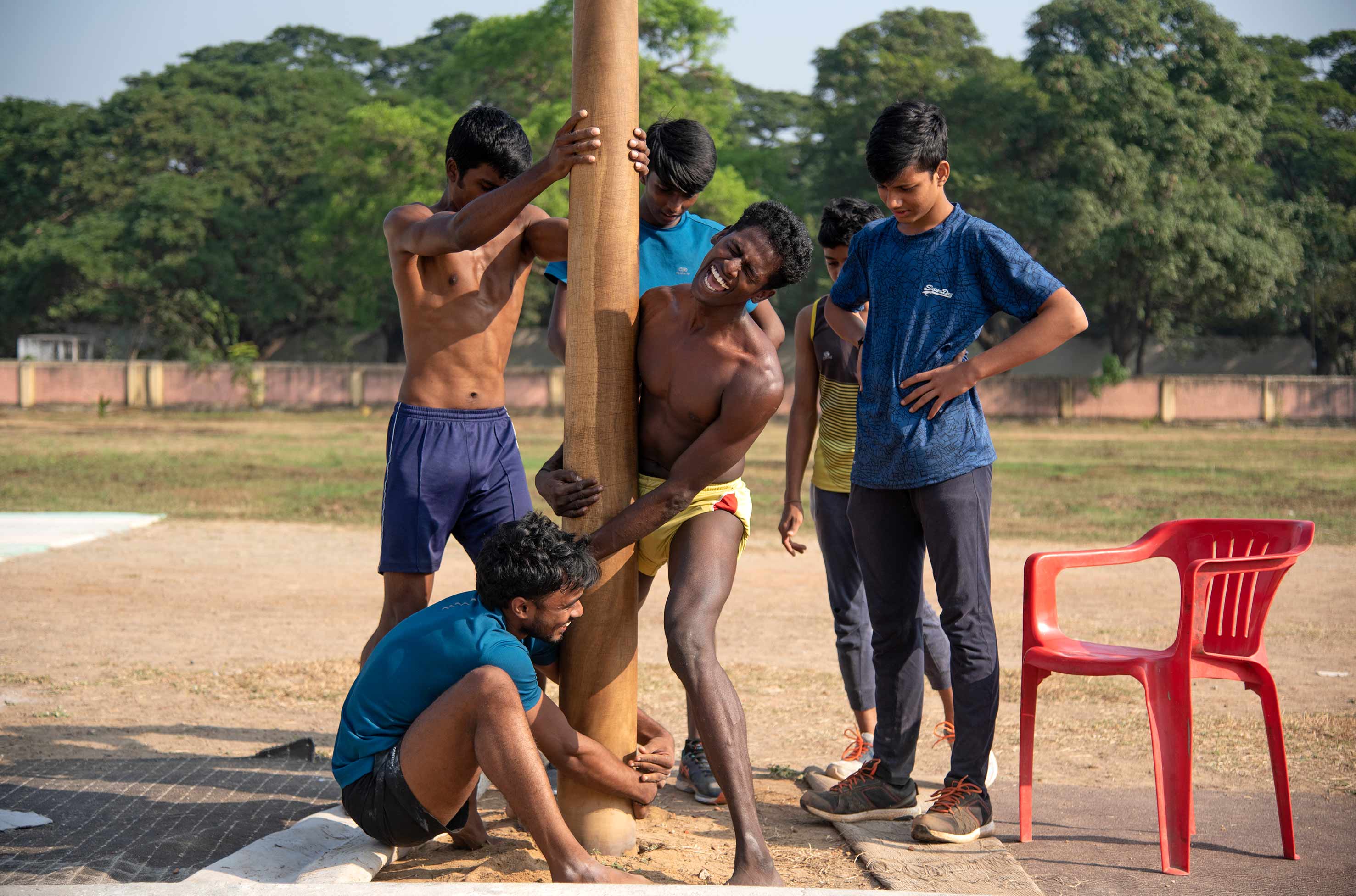 Wrestling the Pole: The Art of Mallakhamb Training | Sahapedia