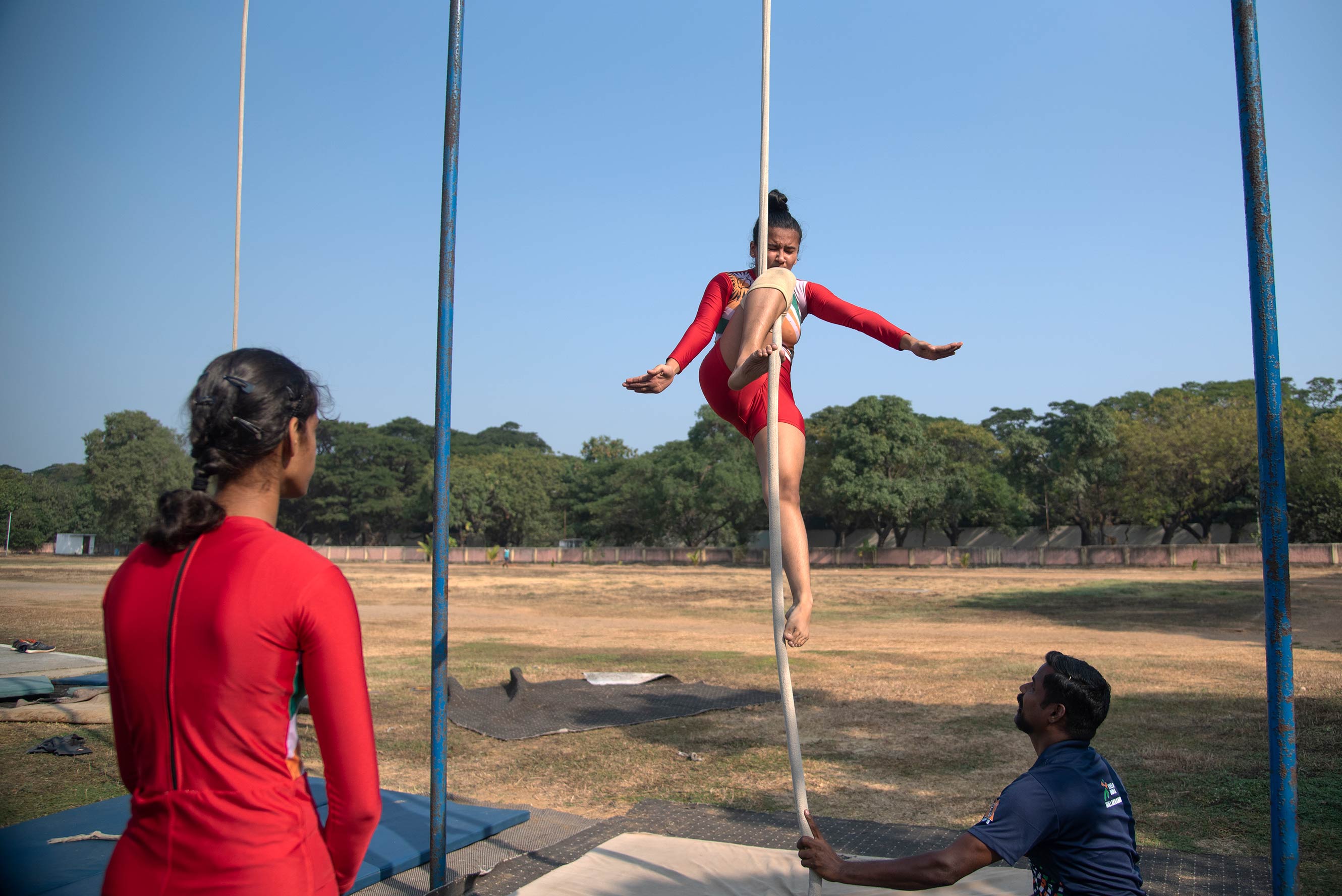 Wrestling the Pole: The Art of Mallakhamb Training | Sahapedia