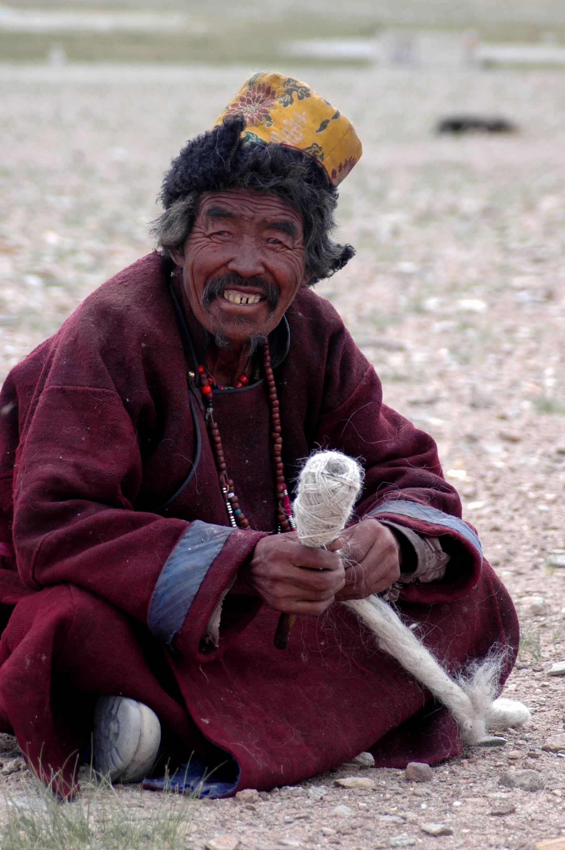 Textile Production among the Nomadic Pastoralists of Ladakh | Sahapedia