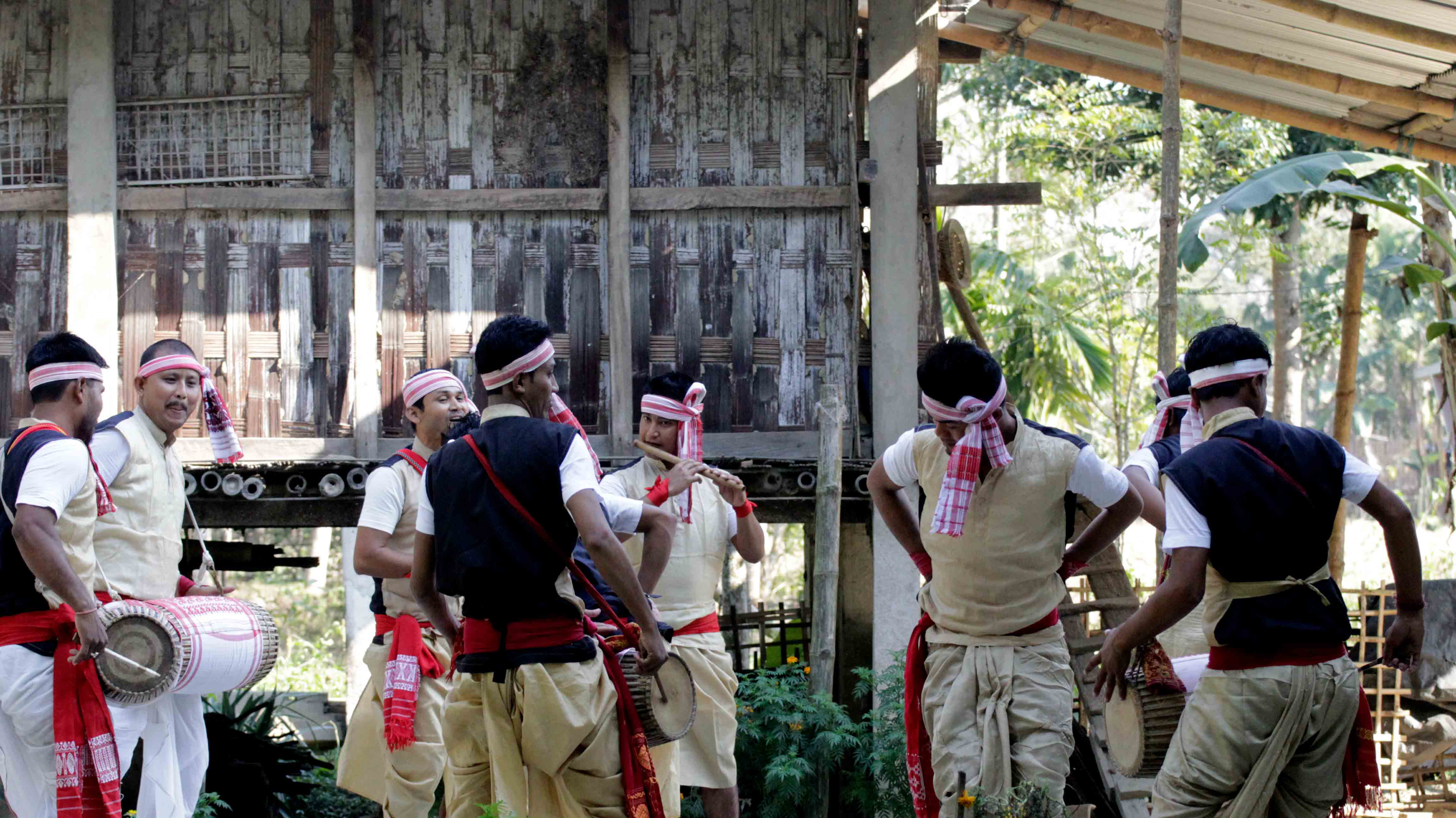 Bihu in Photos | Sahapedia