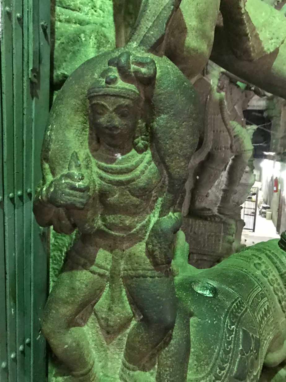Kuravar Sculptures in Mandapas | Sahapedia