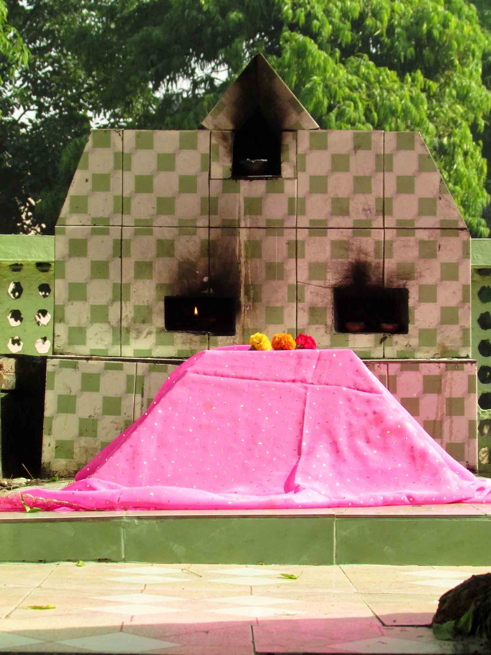 Hazrat Firdausi & Bibi Fatima | Sahapedia