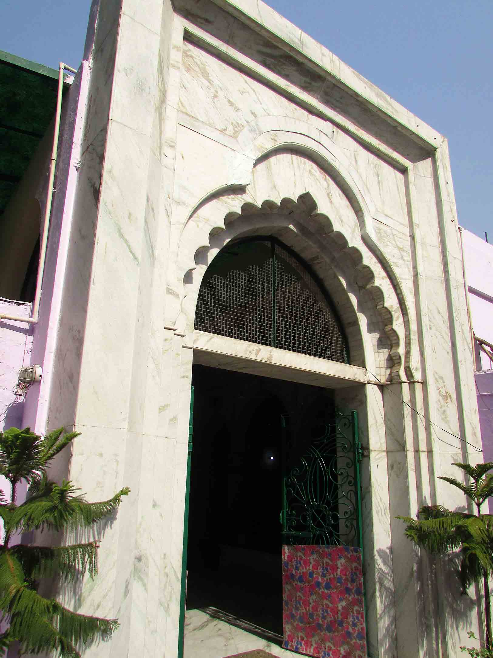 Hazrat Firdausi & Bibi Fatima | Sahapedia