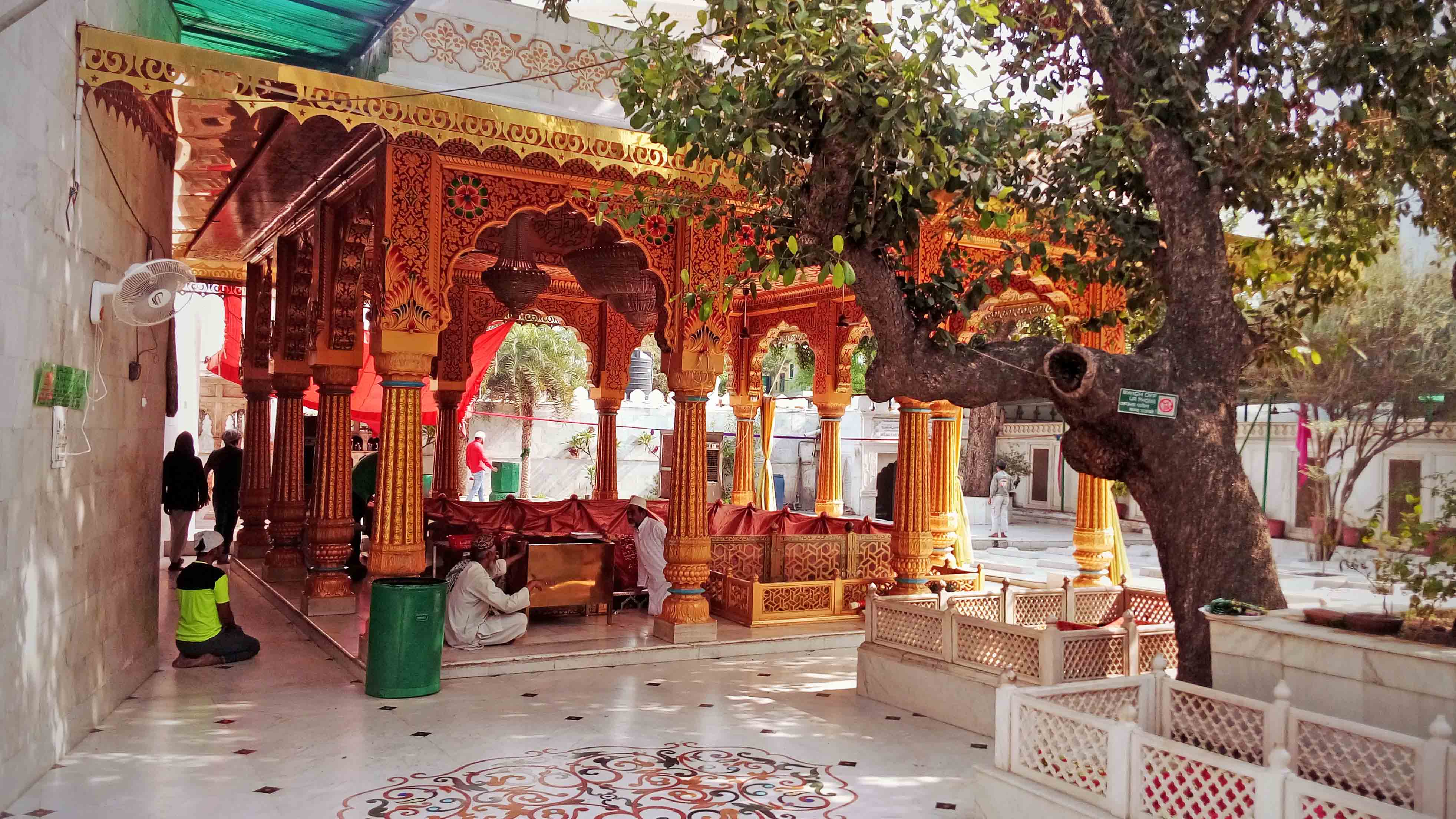 Dargah of Qutb al-Din Bakhtiyar Kaki, Delhi | Sahapedia
