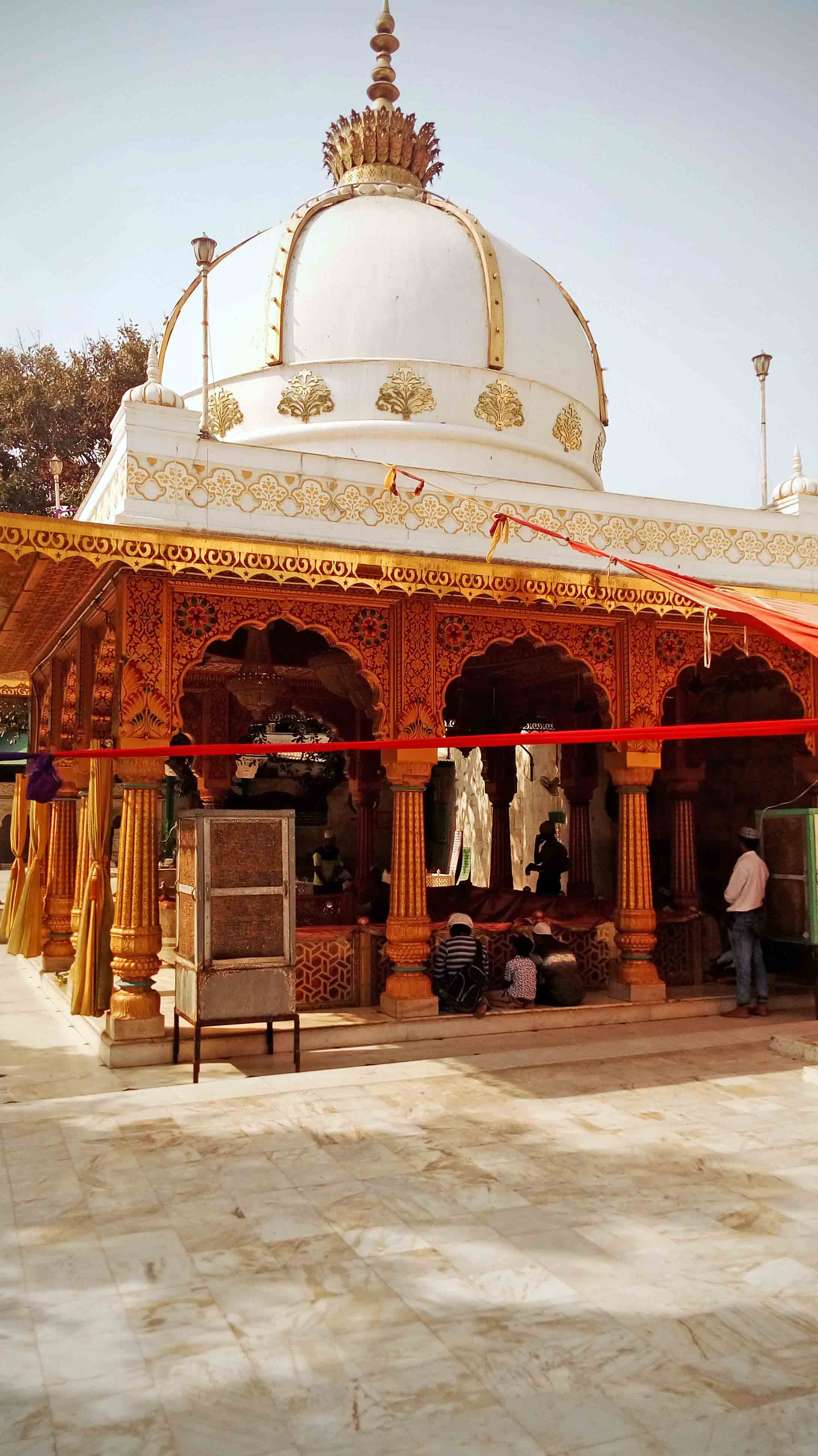 Dargah of Qutb al-Din Bakhtiyar Kaki, Delhi | Sahapedia