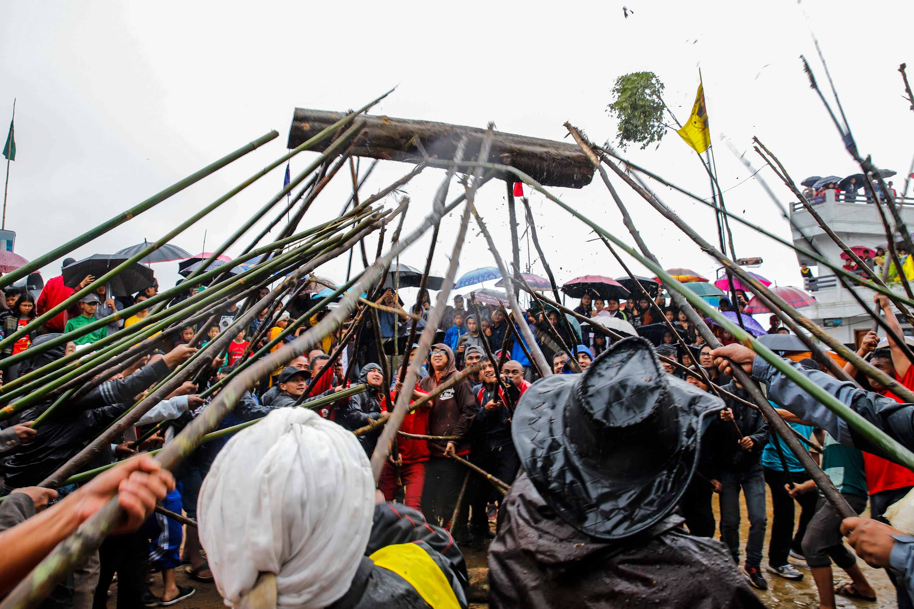 Knowing Man, Knowing God: Behdienkhlam Festival of the Jaintias | Sahapedia