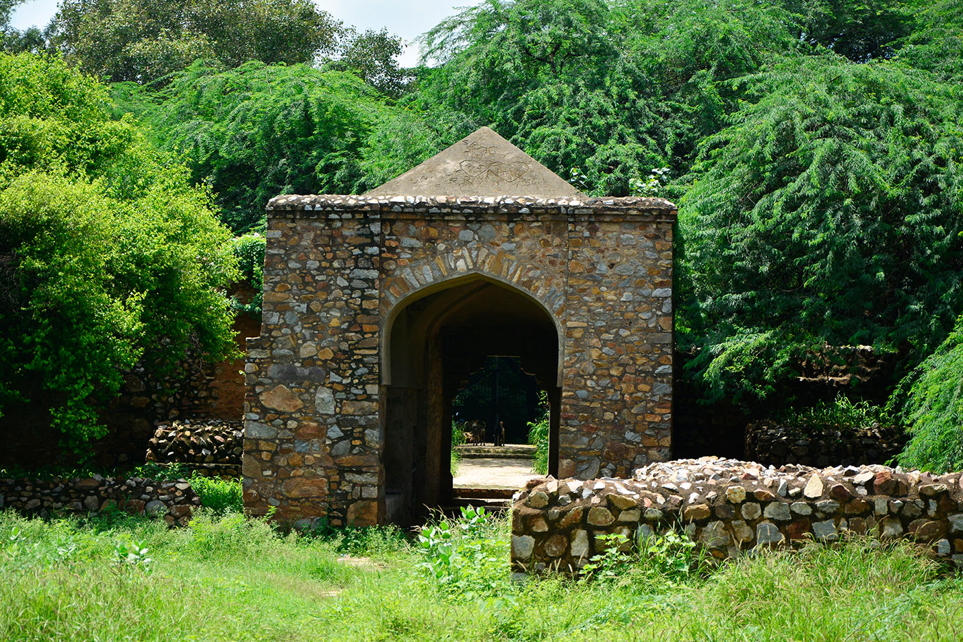 Mehrauli Archaeological Park | Sahapedia