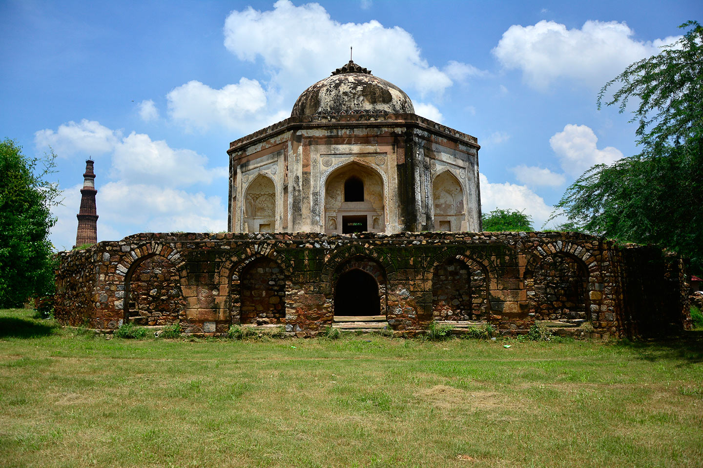 Mehrauli Archaeological Park II | Sahapedia