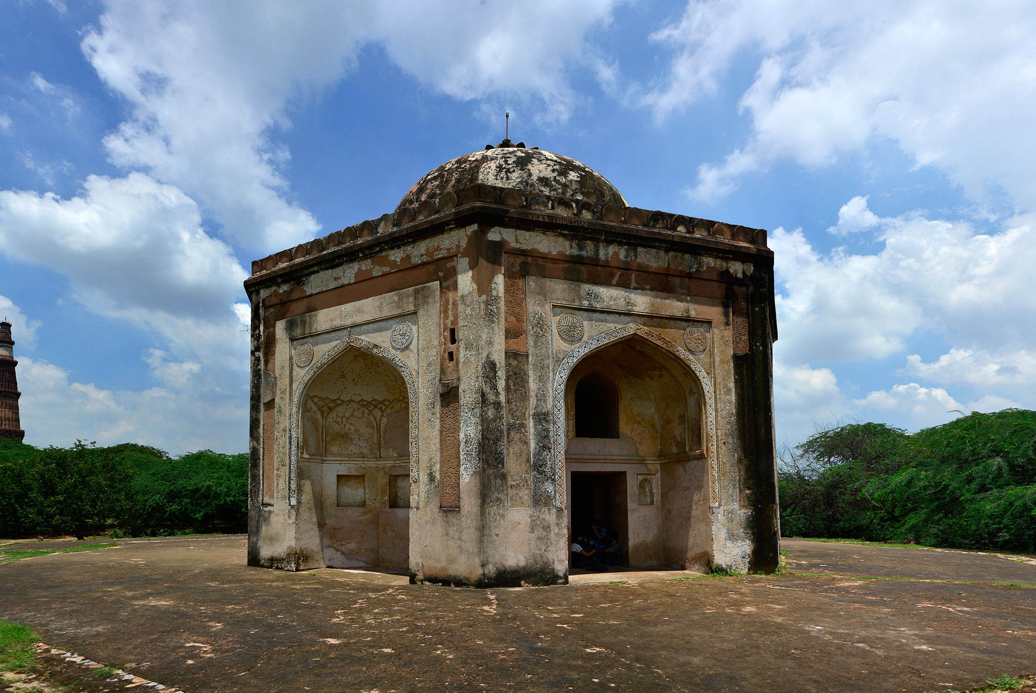 Mehrauli Archaeological Park II | Sahapedia
