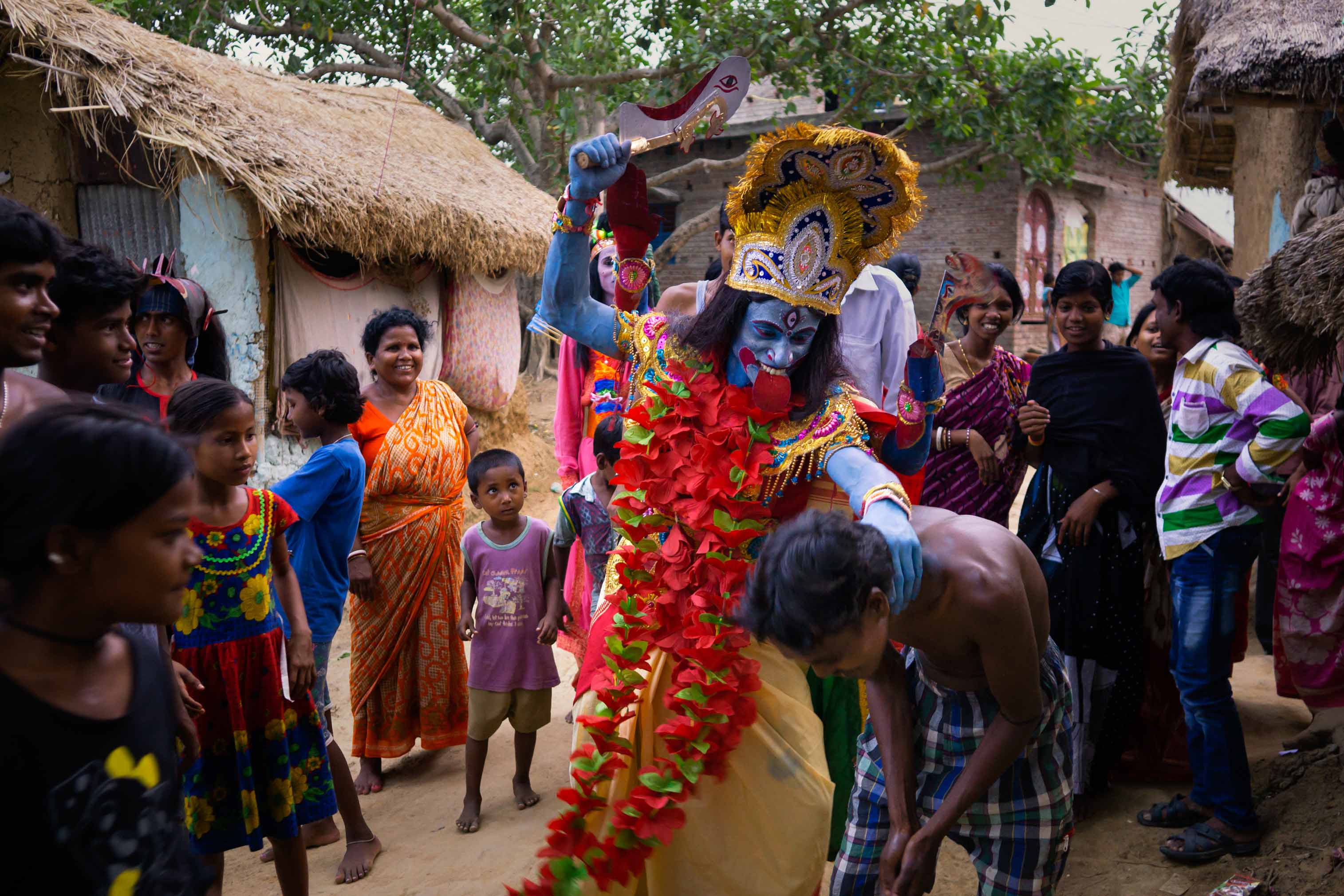 Shapeshifters: The Bediya Bahurupis of Birbhum | Sahapedia