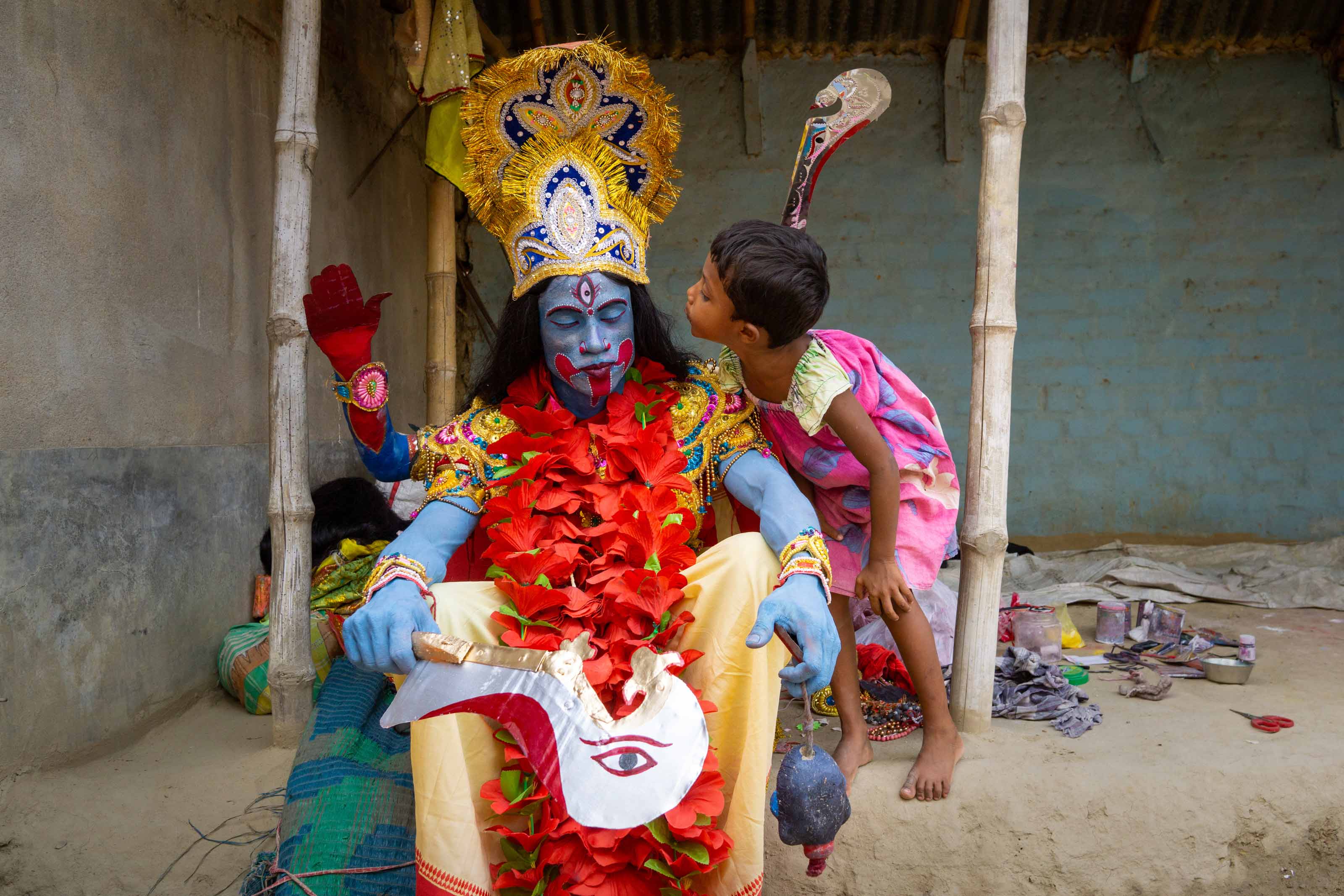 Shapeshifters: The Bediya Bahurupis of Birbhum | Sahapedia