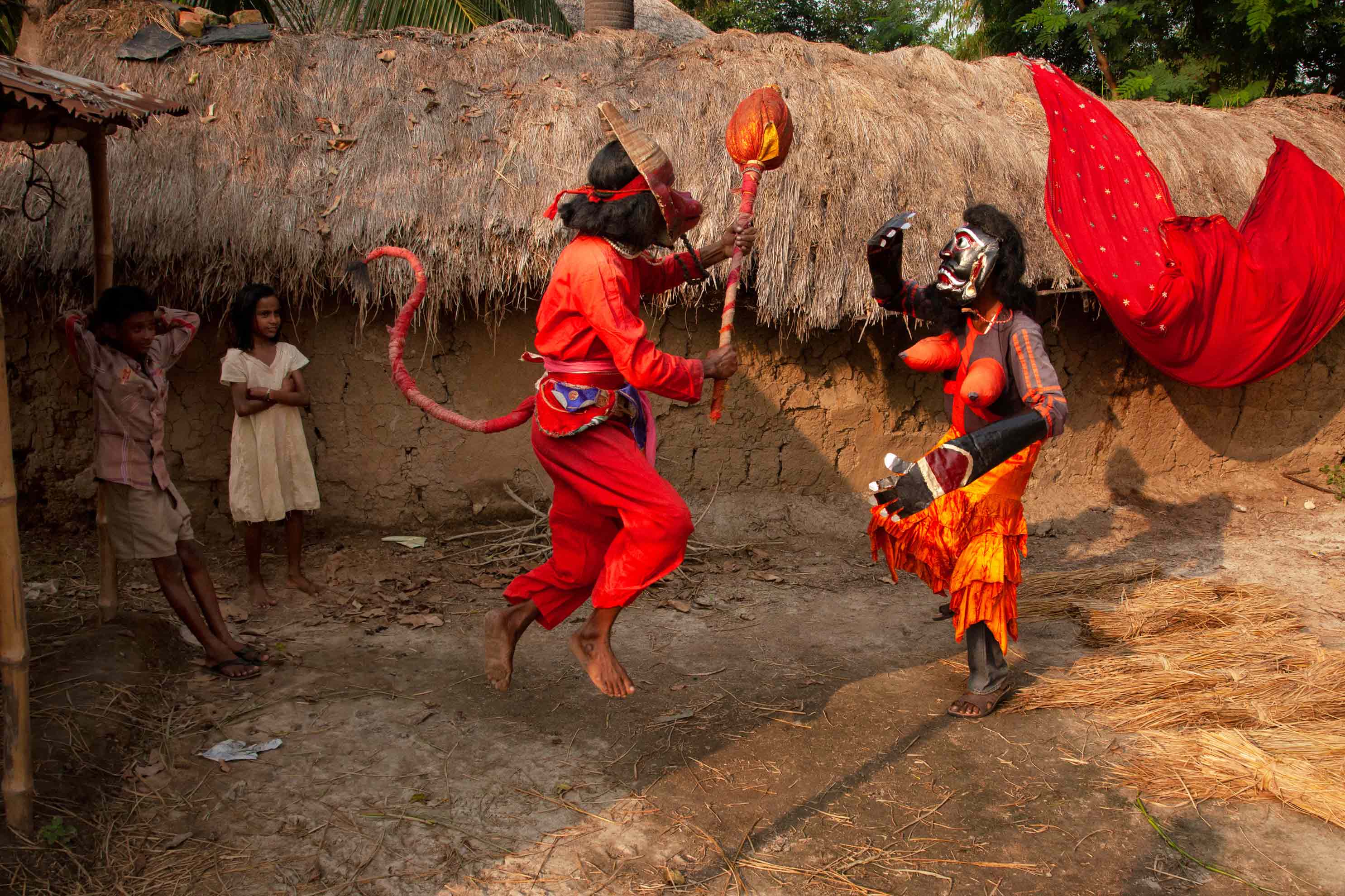 Shapeshifters: The Bediya Bahurupis of Birbhum | Sahapedia