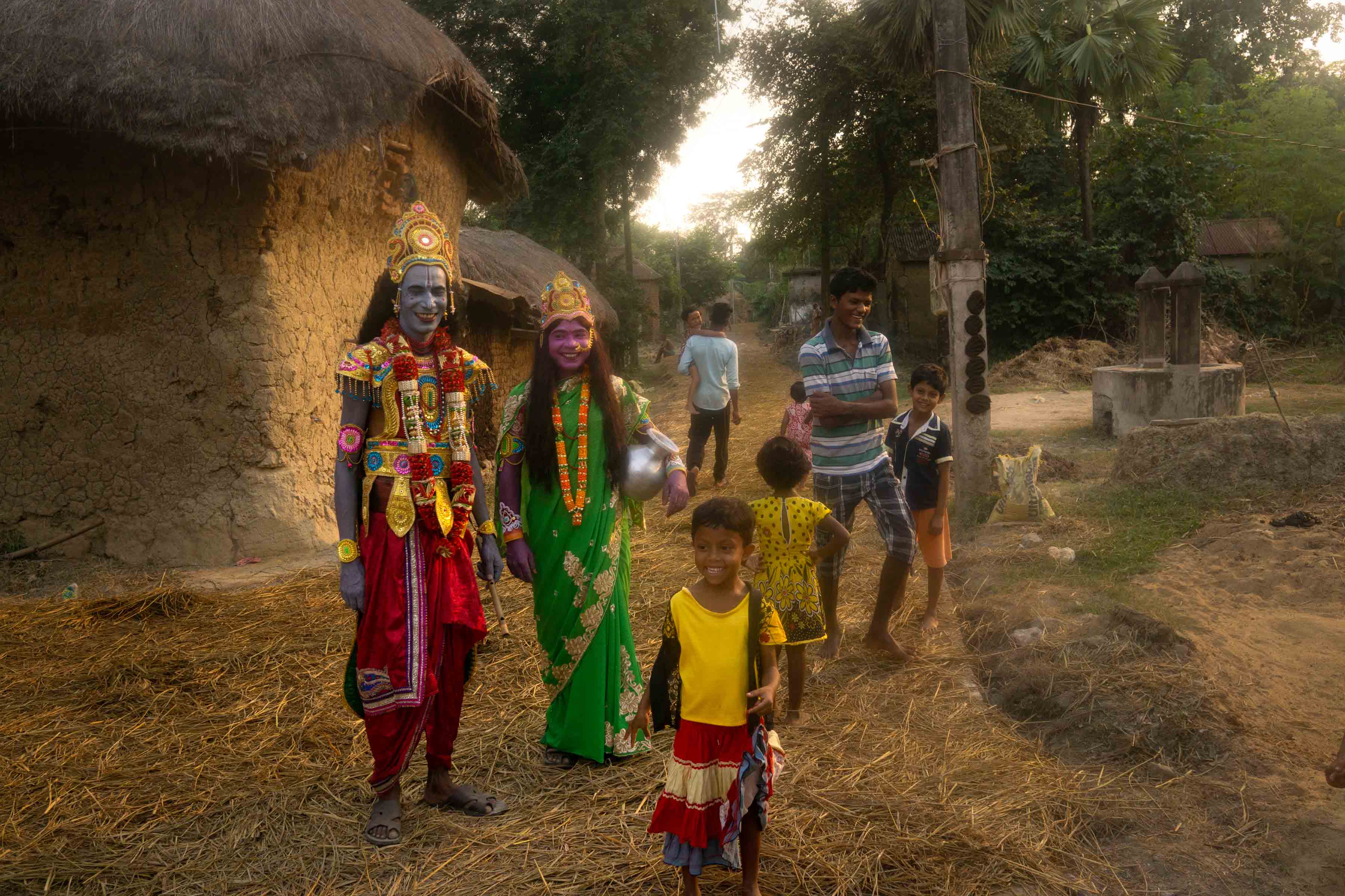 Shapeshifters: The Bediya Bahurupis of Birbhum | Sahapedia