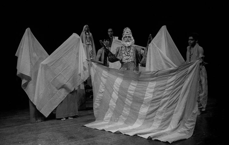 Andha Yug by M.K. Raina | Sahapedia