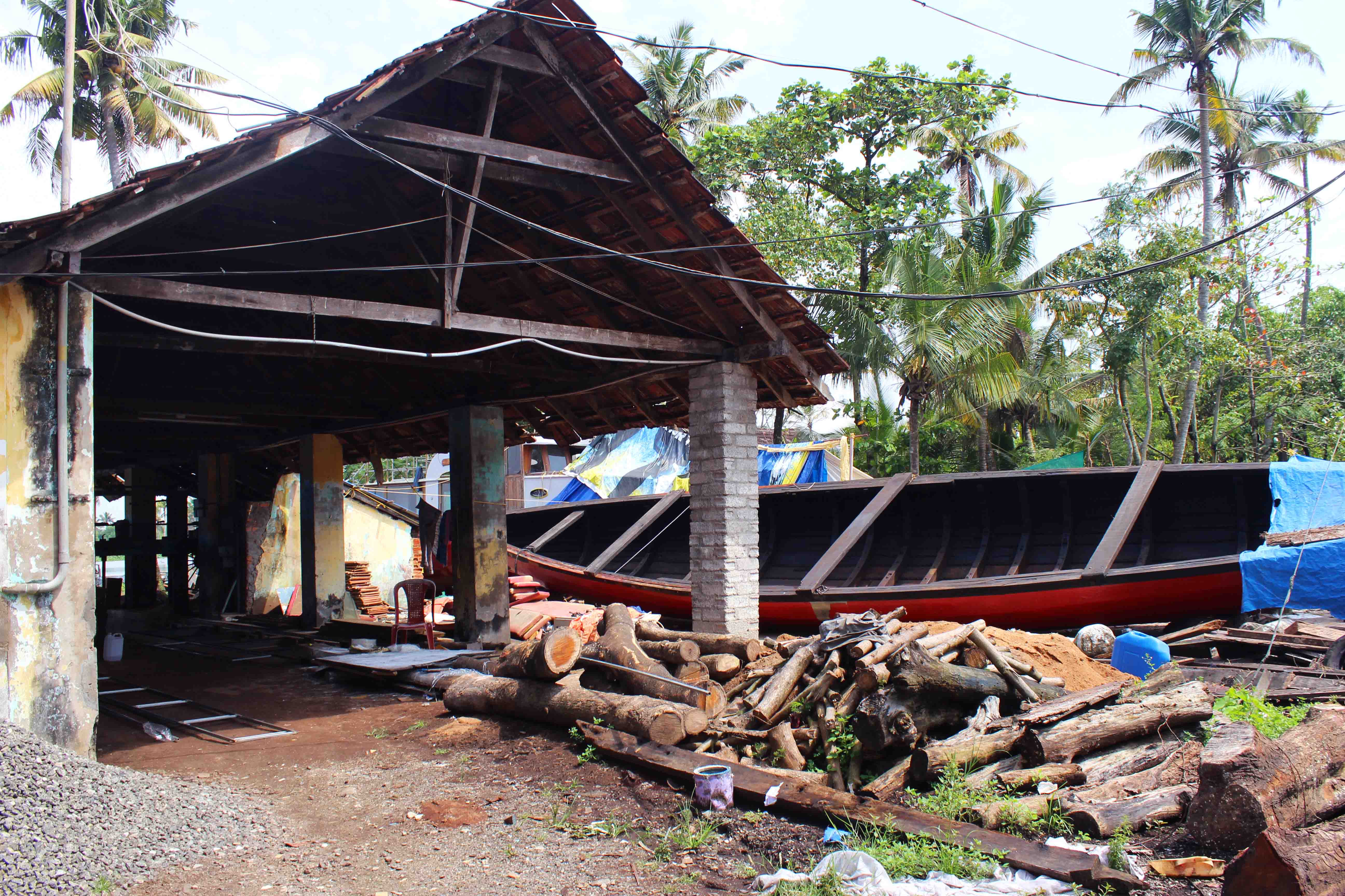 Boatbuilding Yards in Ponjikkara | Sahapedia