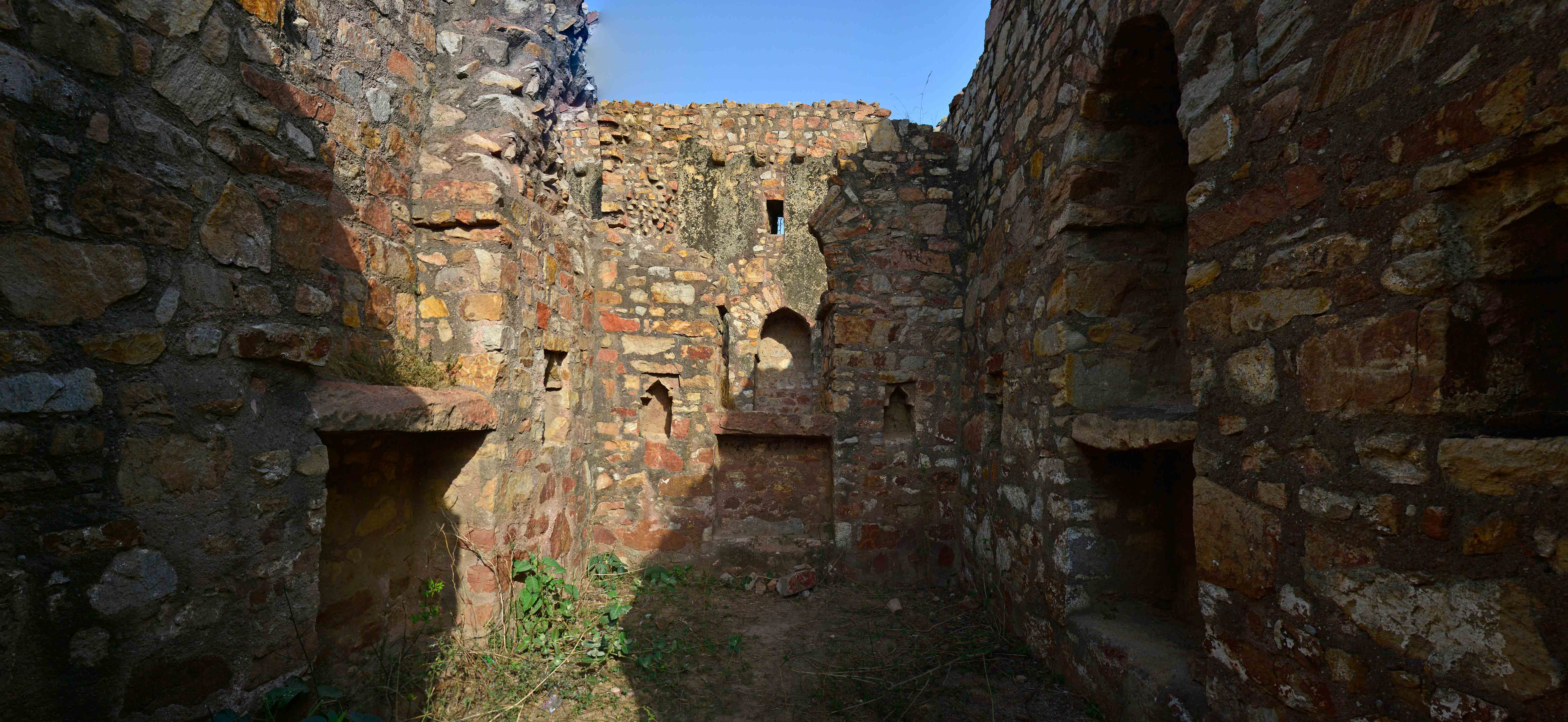 Glimpses: The First Tughlaq Capital | Sahapedia