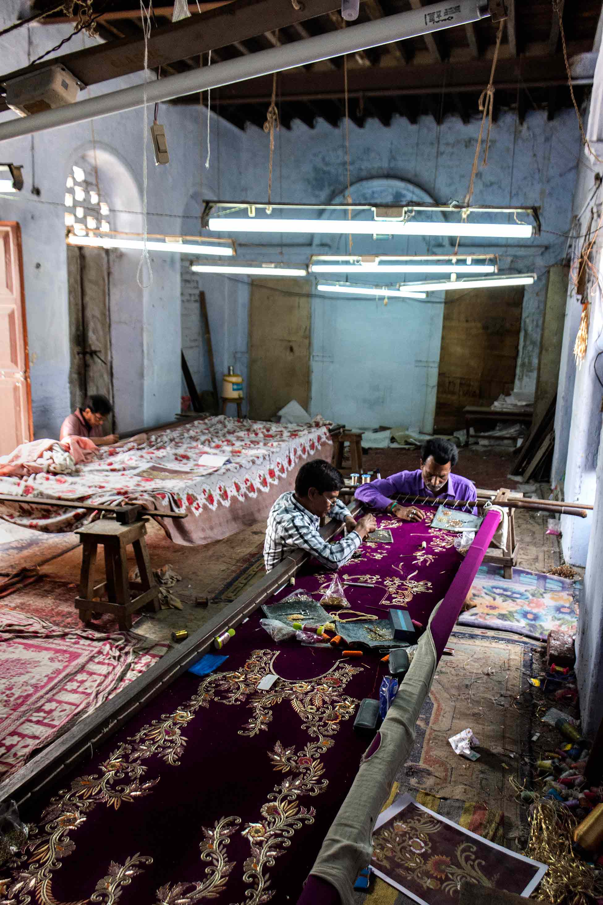 Aari and Zardoziwork: Legacy of Nawabi Lucknow | Sahapedia