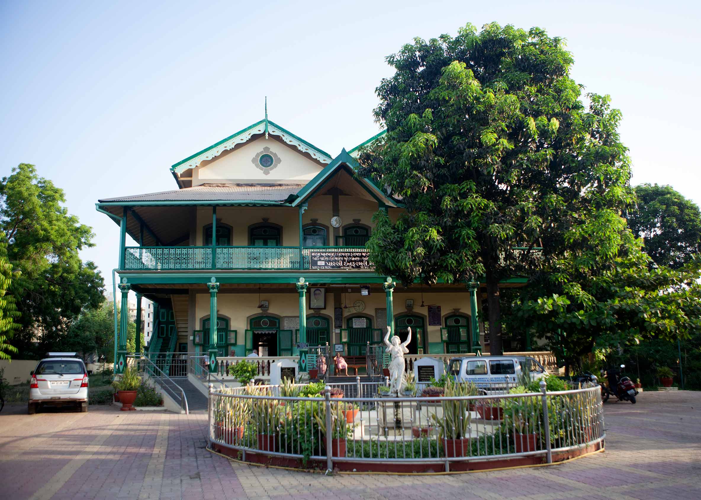 In memory of Greater Iran: Zoroastrians of Navsari | Sahapedia