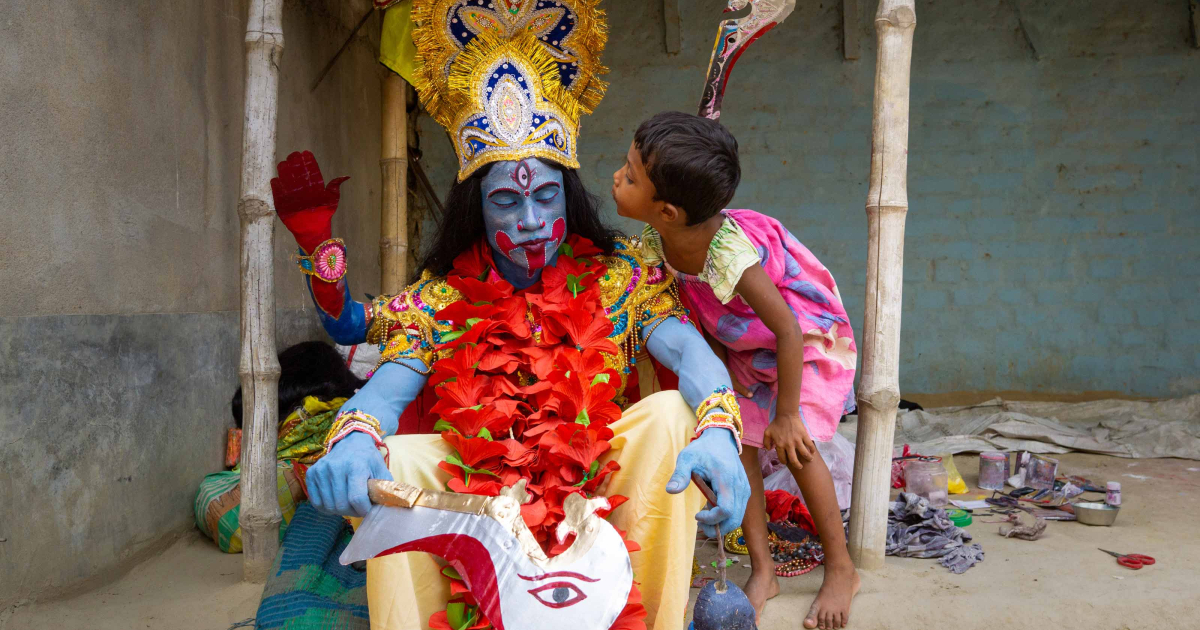 Shapeshifters: The Bediya Bahurupis of Birbhum | Sahapedia