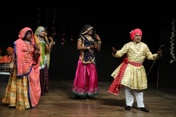A Night of Maach: Malwa’s Musical Theatre in Pictures | Sahapedia