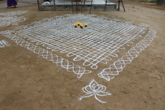 Kolam: Photo Documentation | Sahapedia