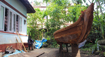 Boatbuilding in Ponjikkara | Sahapedia