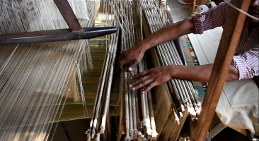 Velvet Weaving in India | Sahapedia