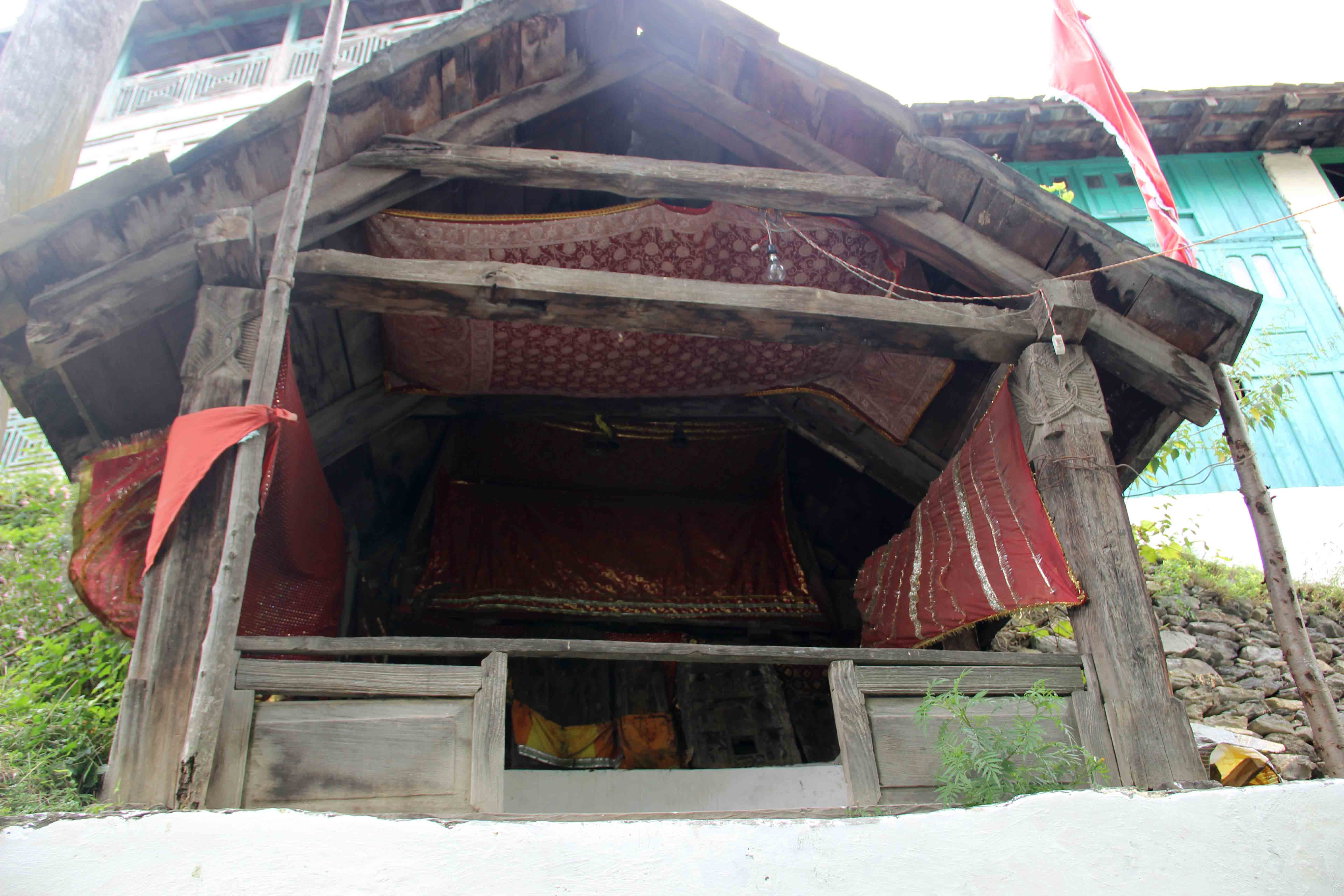 Glimpses of Woodcarving, Himachal | Sahapedia